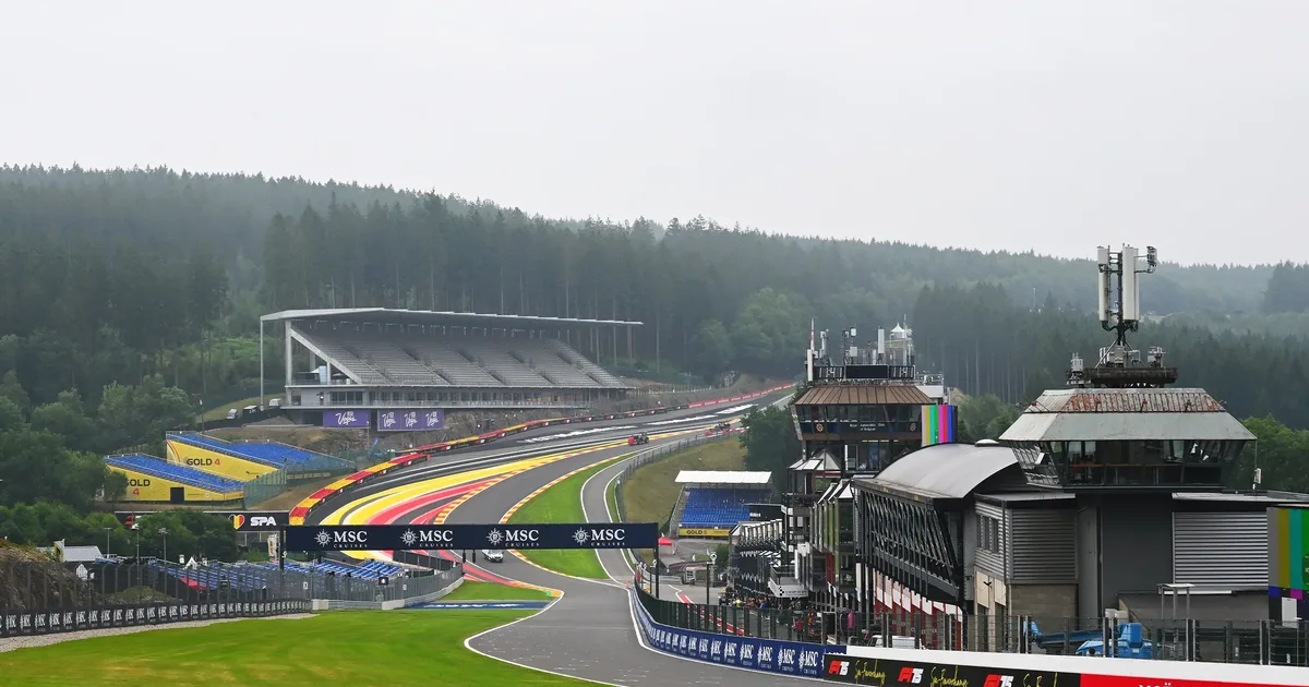 What time does… | FORMULA 1 QATAR AIRWAYS AUSTRALIAN GRAND PRIX 2026